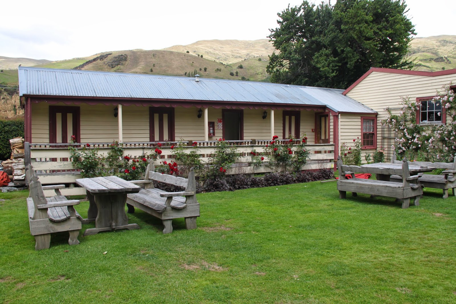 1000 Amazing Places: #696 Cardrona (Pub), New Zealand