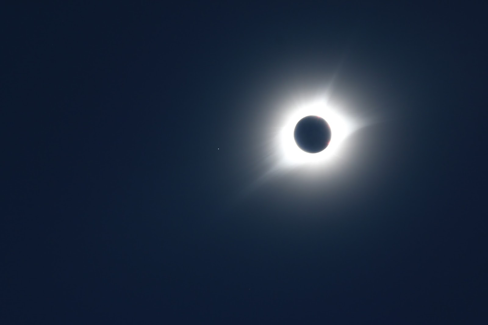 Pictures of my Universe: Wide field Total Eclipse shots