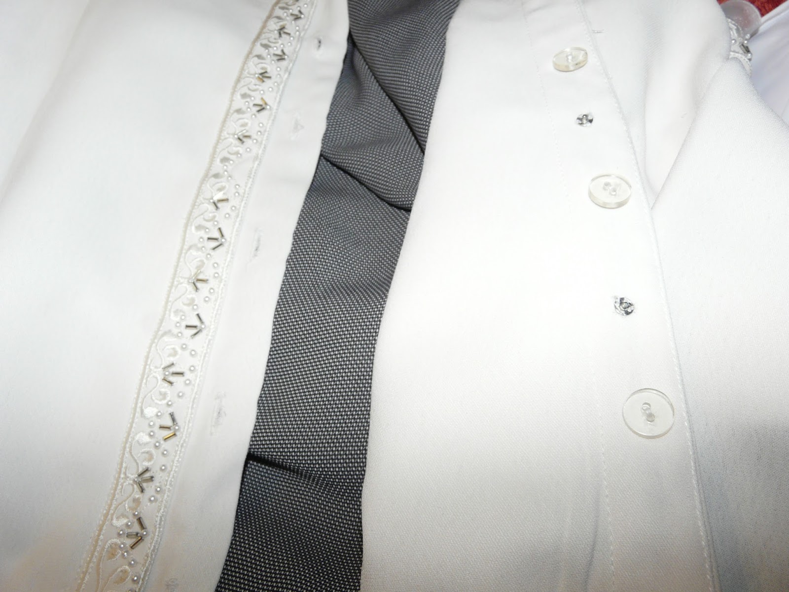 The "Secret" is Gratitude: Fixing Button Holes that are Loose and the ...