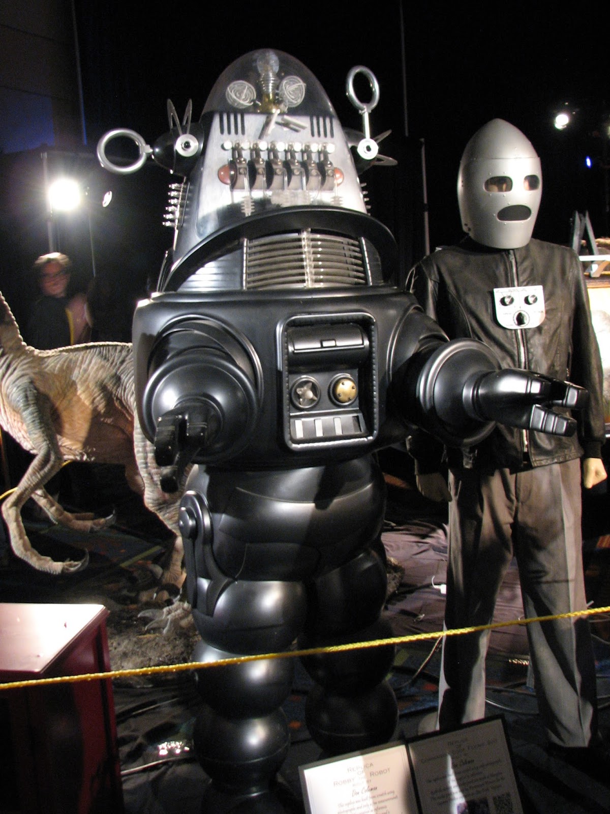 Armand's Rancho Del Cielo: Robby The Robot