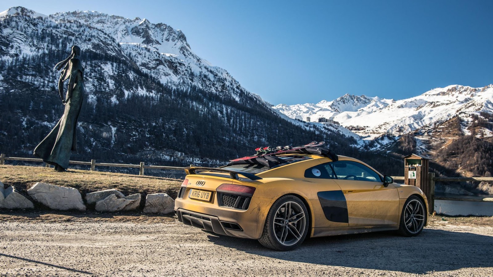 It's time to say farewell to our Audi R8, but not before it's had a ...