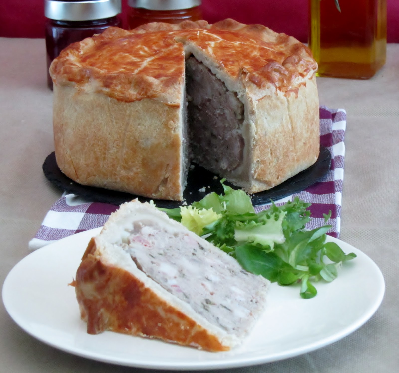 Pastel de Cerdo . Pork Pie | Las Recetas de Marichu.... y las mias