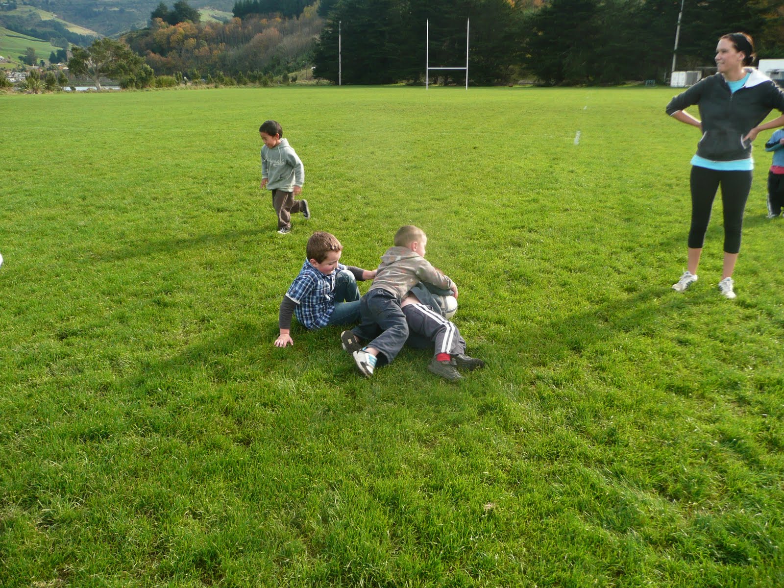 PORT CHALMERS KINDERGARTEN: Afternoon at the Rugby Field