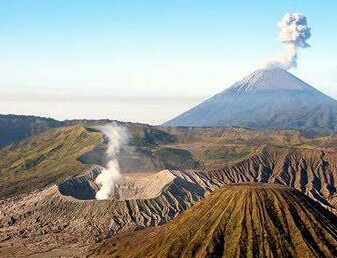 Kisah Asal usul Gunung Bromo dan Suku Tengger - Kuwaluhan.com