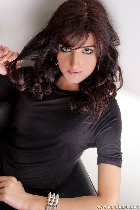 Zara Sheikh Spicy Pakistani Model,Actress and Singer very hot and sexy ...