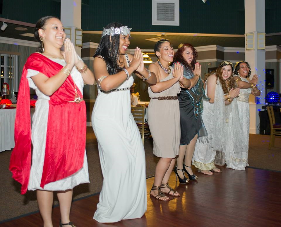 TOGA!TOGA!TOGA! - Fun & Games | Shipwrecked on Fabulous Island