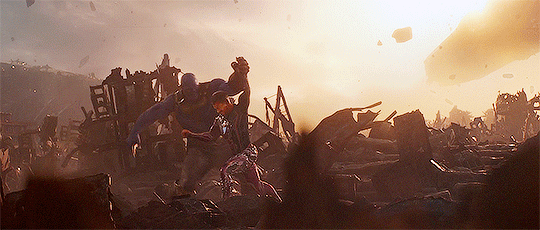 더쿠 - ★MCU캐릭터총선★ ㅅㅍ 어벤져스 인피티니워에서 극장 갑분싸 되던 순간