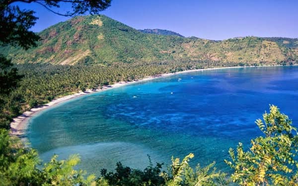 Paket Wisata Lombok Termurah: Pantai Malimbu