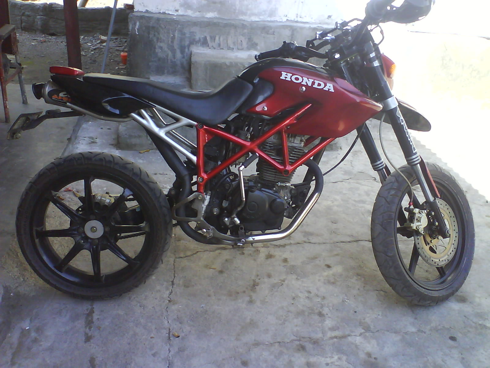 GL PRO MONO ARM model ducati ~ Praboe Modification
