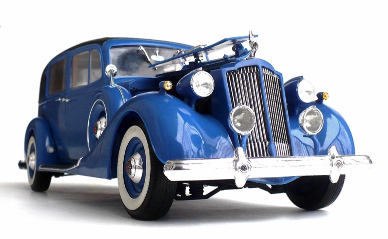 The Great Canadian Model Builders Web Page!: 1937 Packard Formal Sedan ...