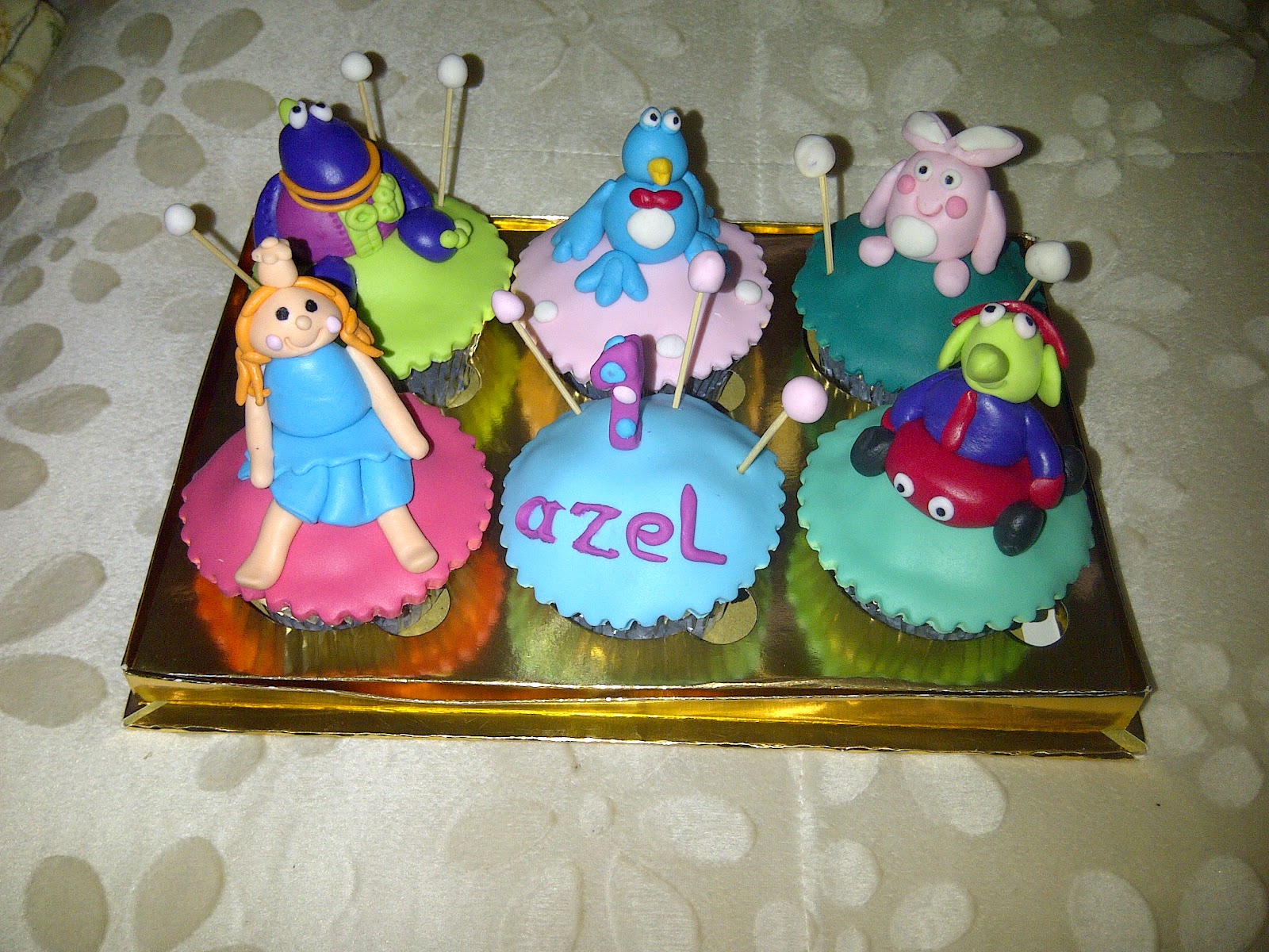 Dien's Kitchen: dibo the gift dragon