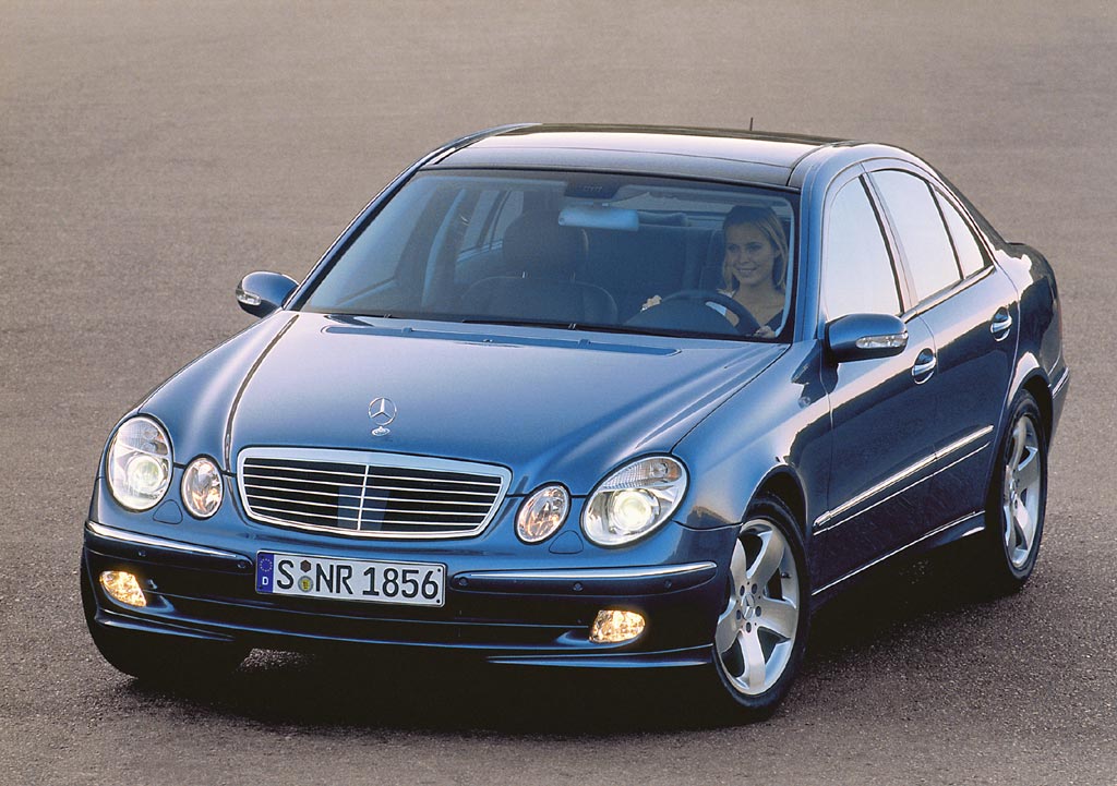 Hight Quality Cars: Mercedes Benz E320
