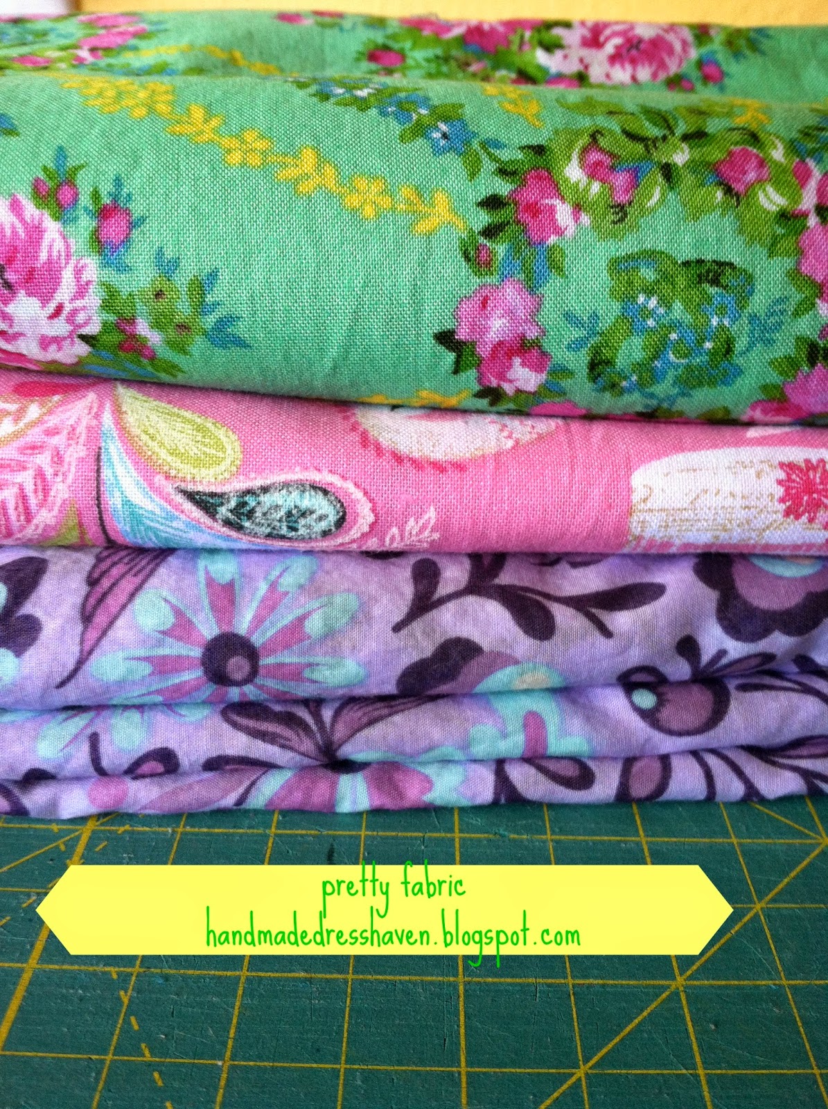 handmade dress haven: Blogging and sewing choices and organization