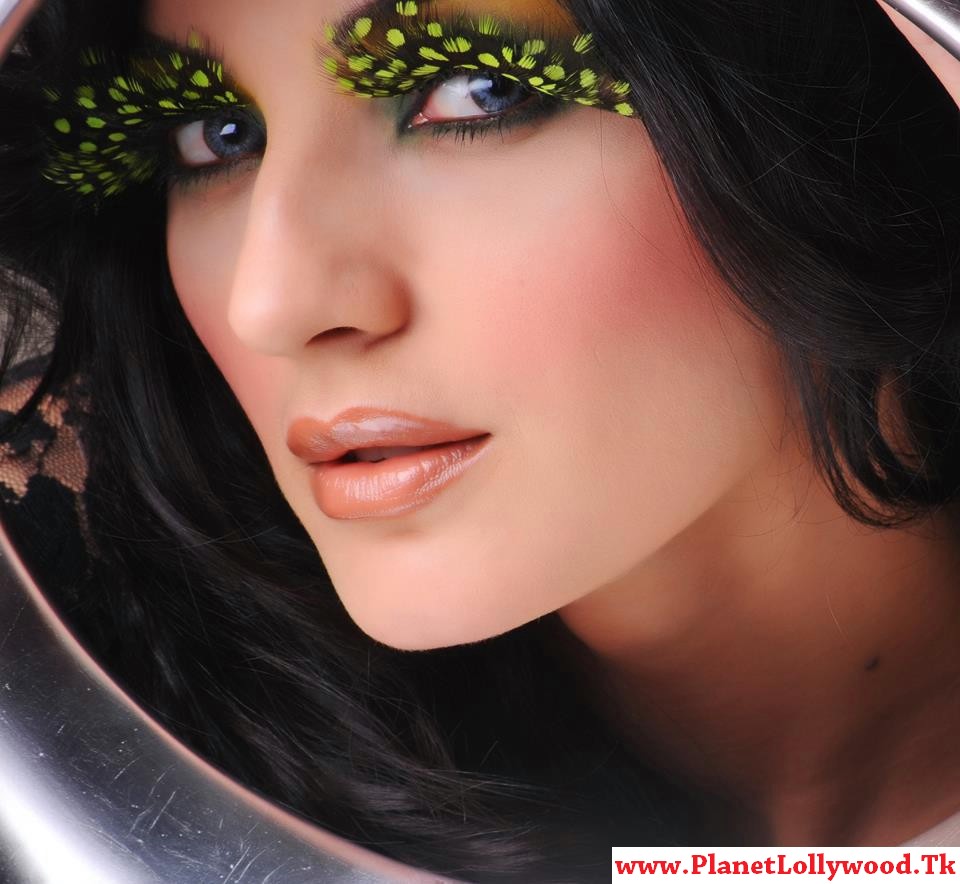 Planet Lollywood Sadia Khan Hot And Sizzling Beauty Of Pakistan