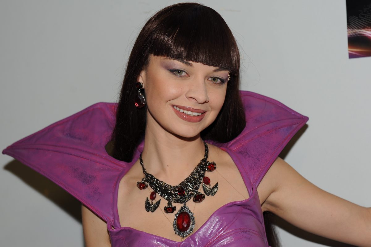 [VÍDEO] Ucrânia: Kseniya Simonova faz tributo a Salvador Sobral... em ...