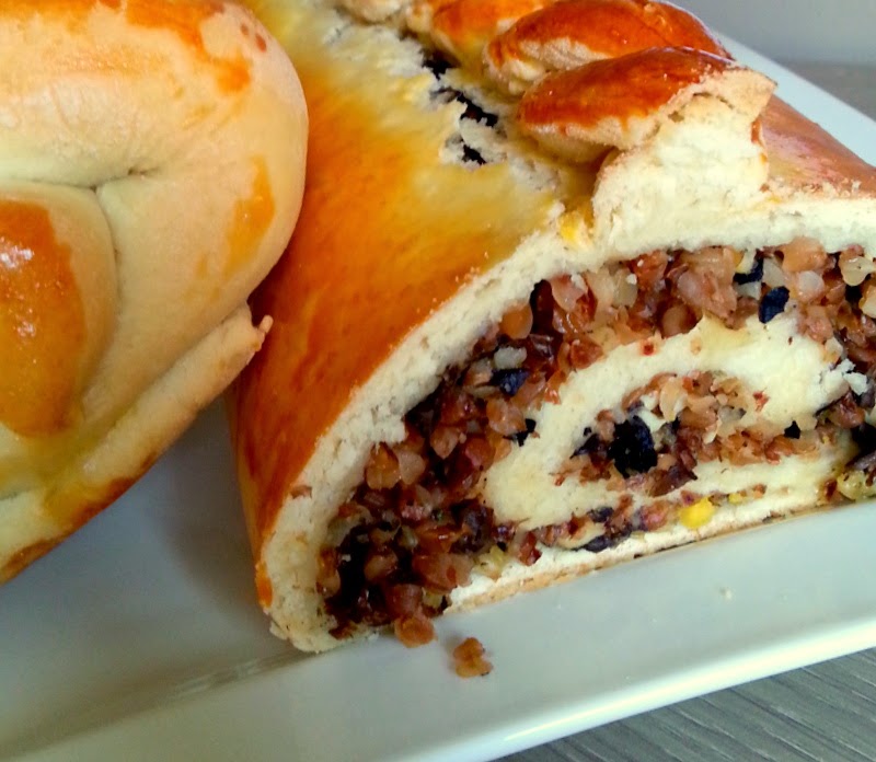 Kuchnia moją przyjaciółką: Kulebiak litewski z kaszą i borowikami