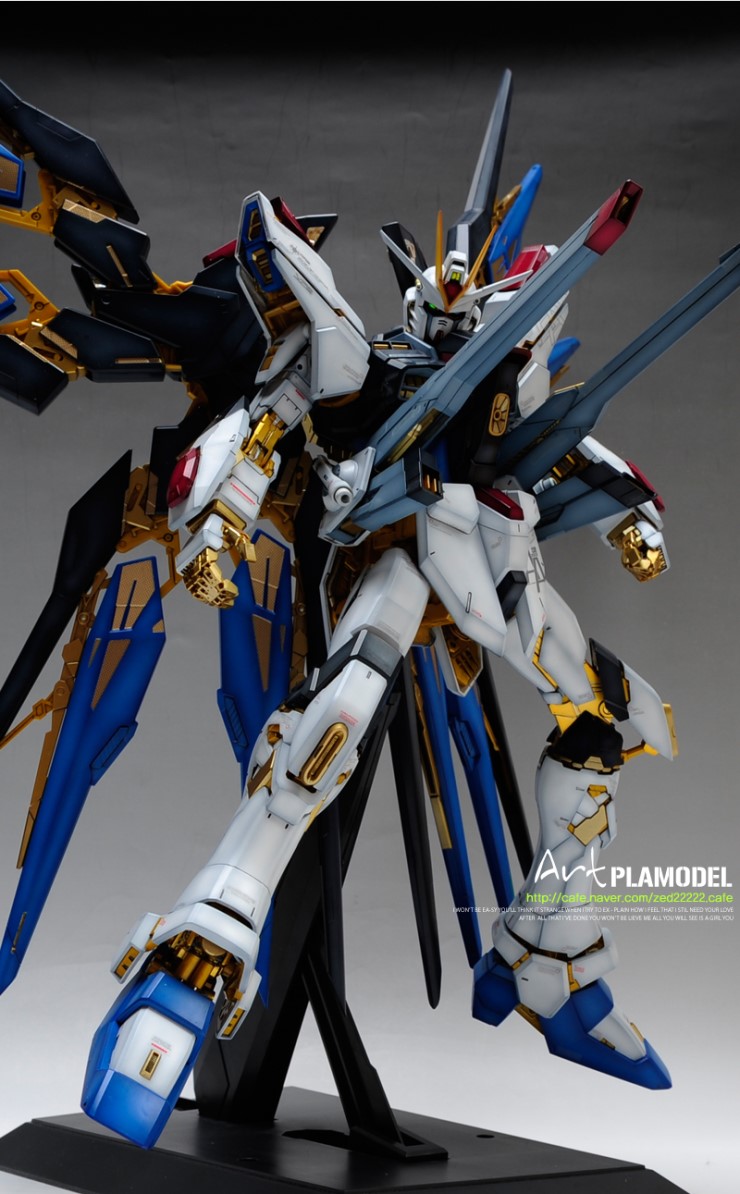 GUNDAM GUY: PG 1/60 Strike Freedom Gundam - Painted Build