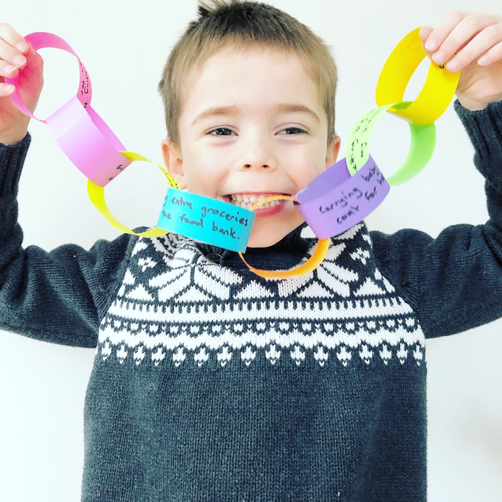 Find the Little Mind: CMA Kids February Project: Paper Chain of Kindness
