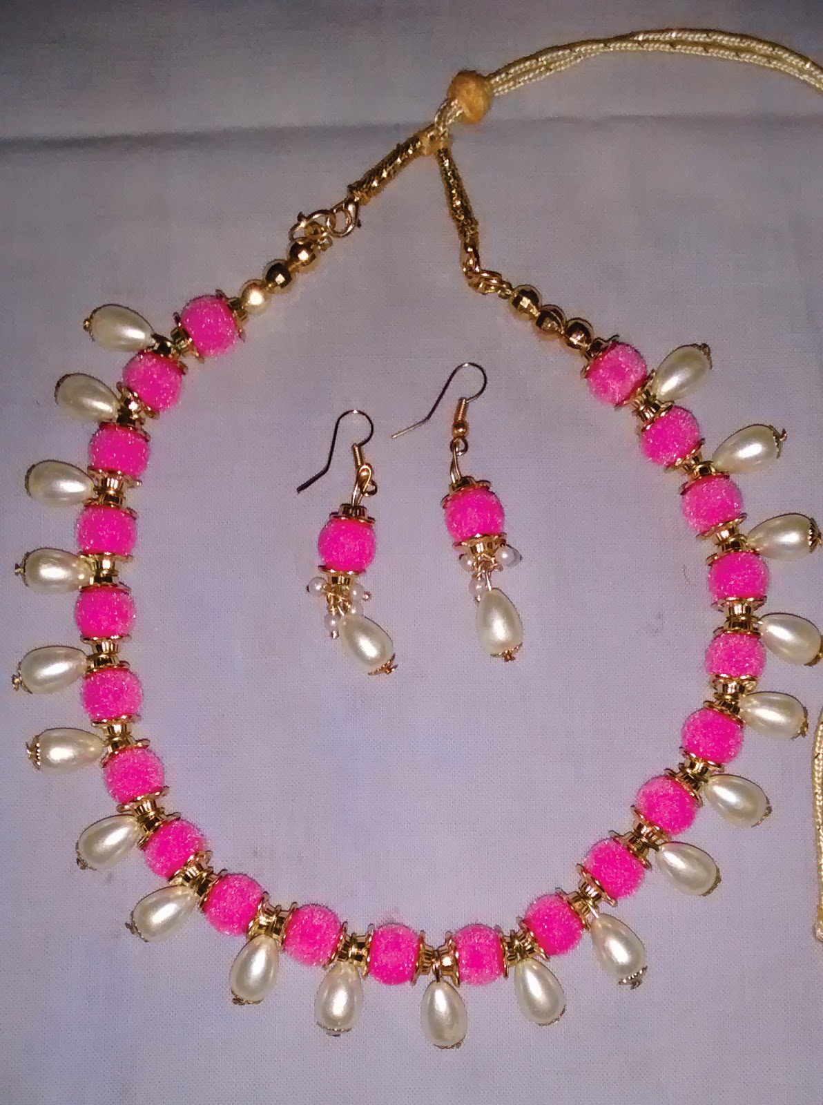 New Designs: Stylish Neckless and Earring set