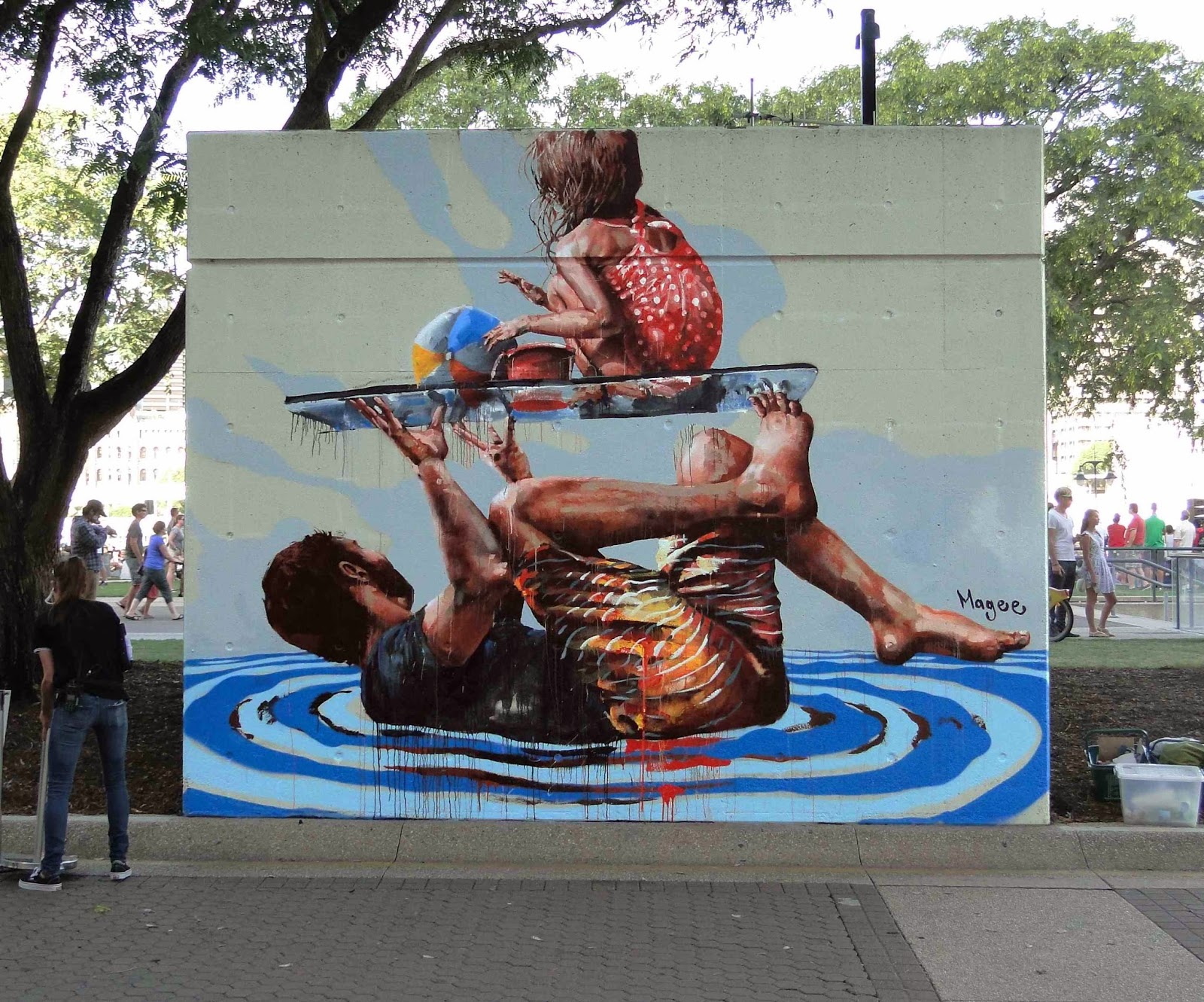 Fintan Magee “High Tide” New Mural – Brisbane, Australia – StreetArtNews