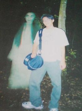 ஜSAHABATஜ: Photo Hantu Yang Tertangkap OLeh Kamera