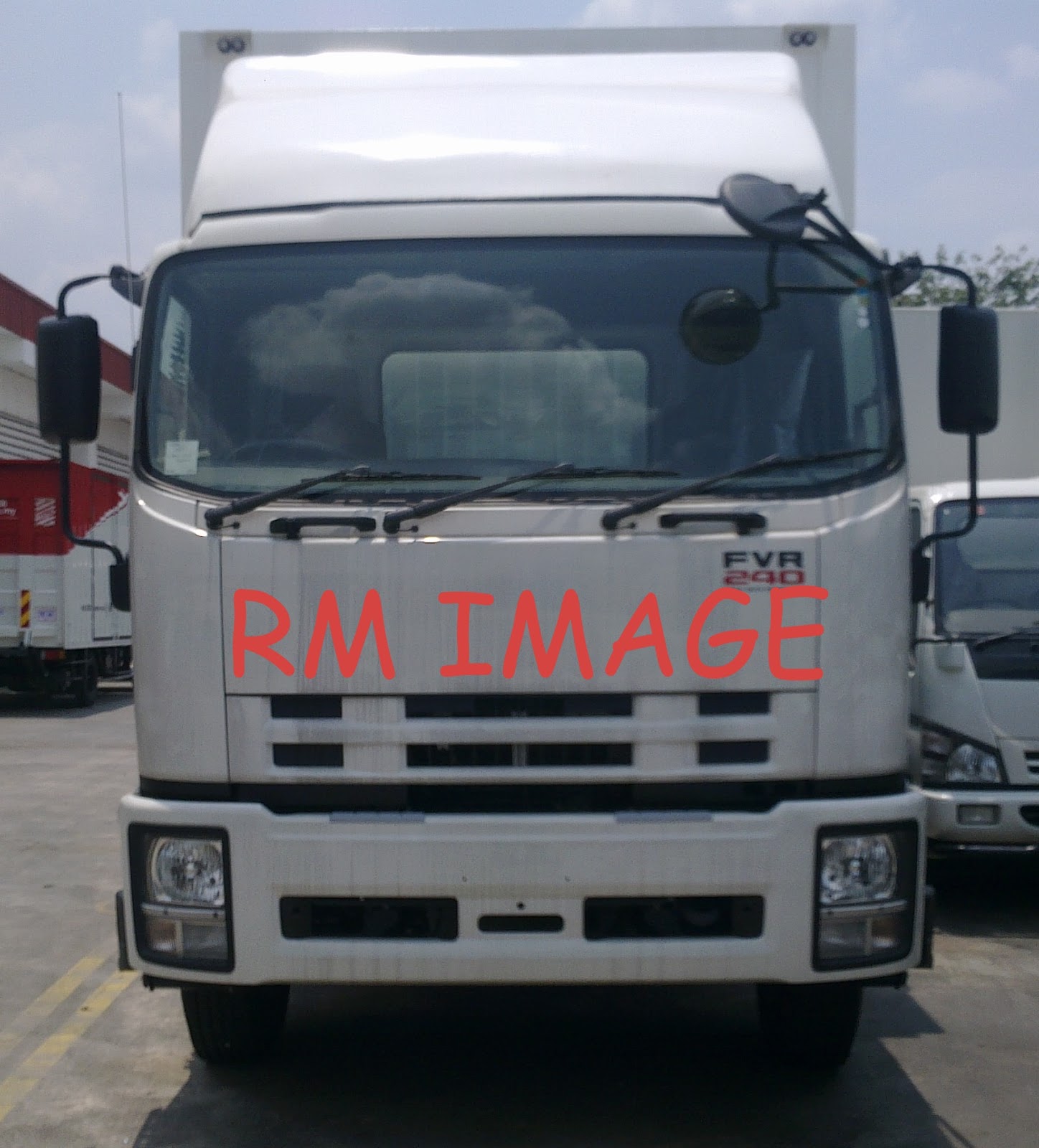 ISUZU TRUCK IN MALAYSIA: ISUZU FVR34 CORRUGATED BOX