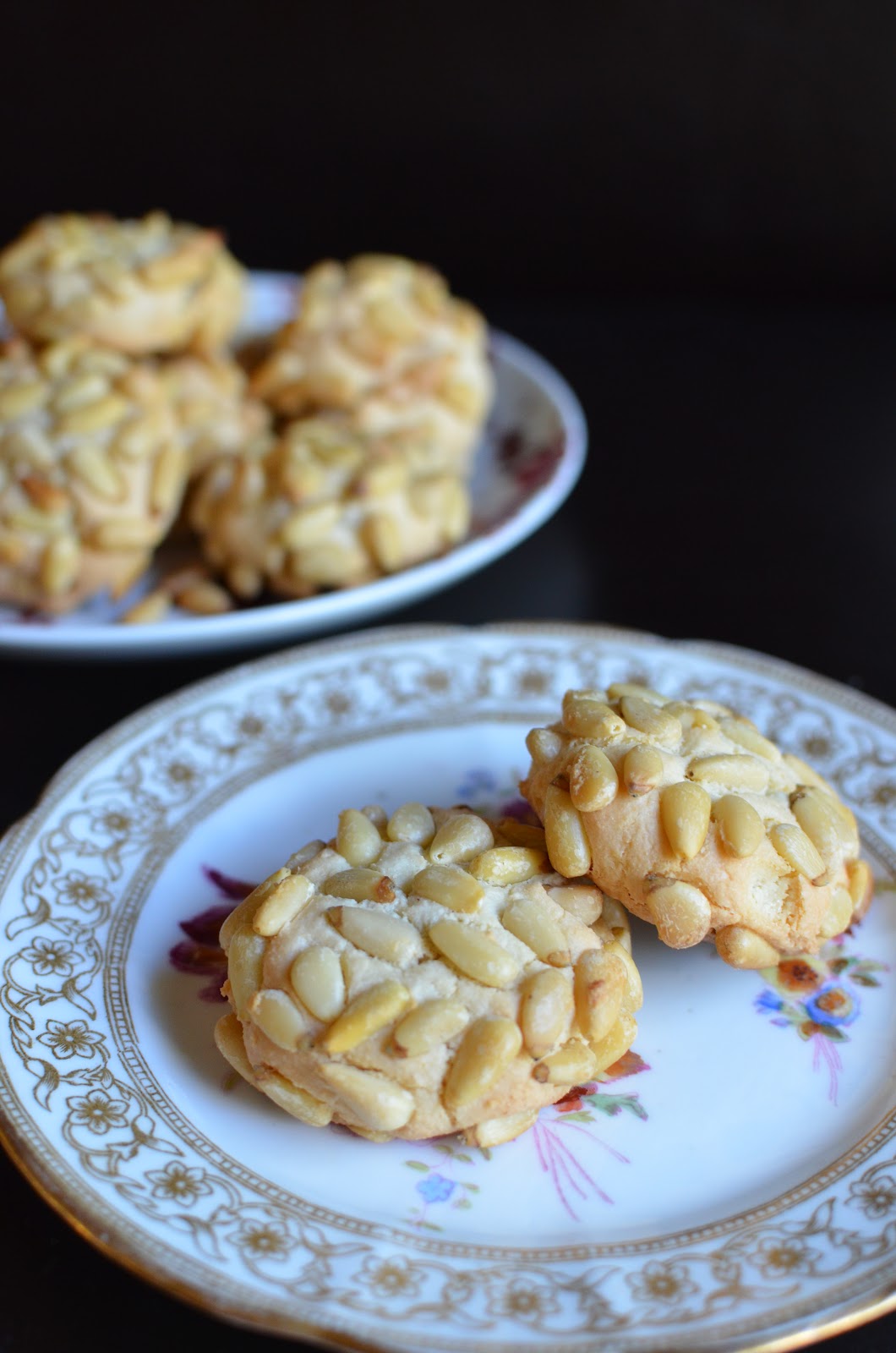 Playing with Flour: Pignoli cookies
