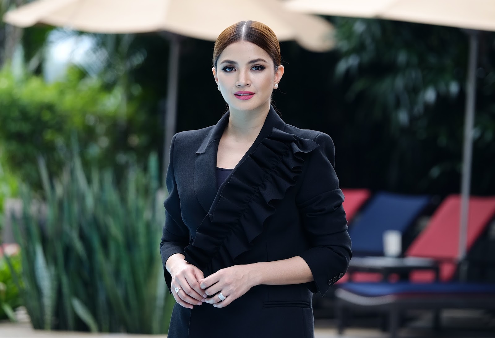Fazura ikat kontrak pengurusan 360 dengan Universal Music Malaysia ...