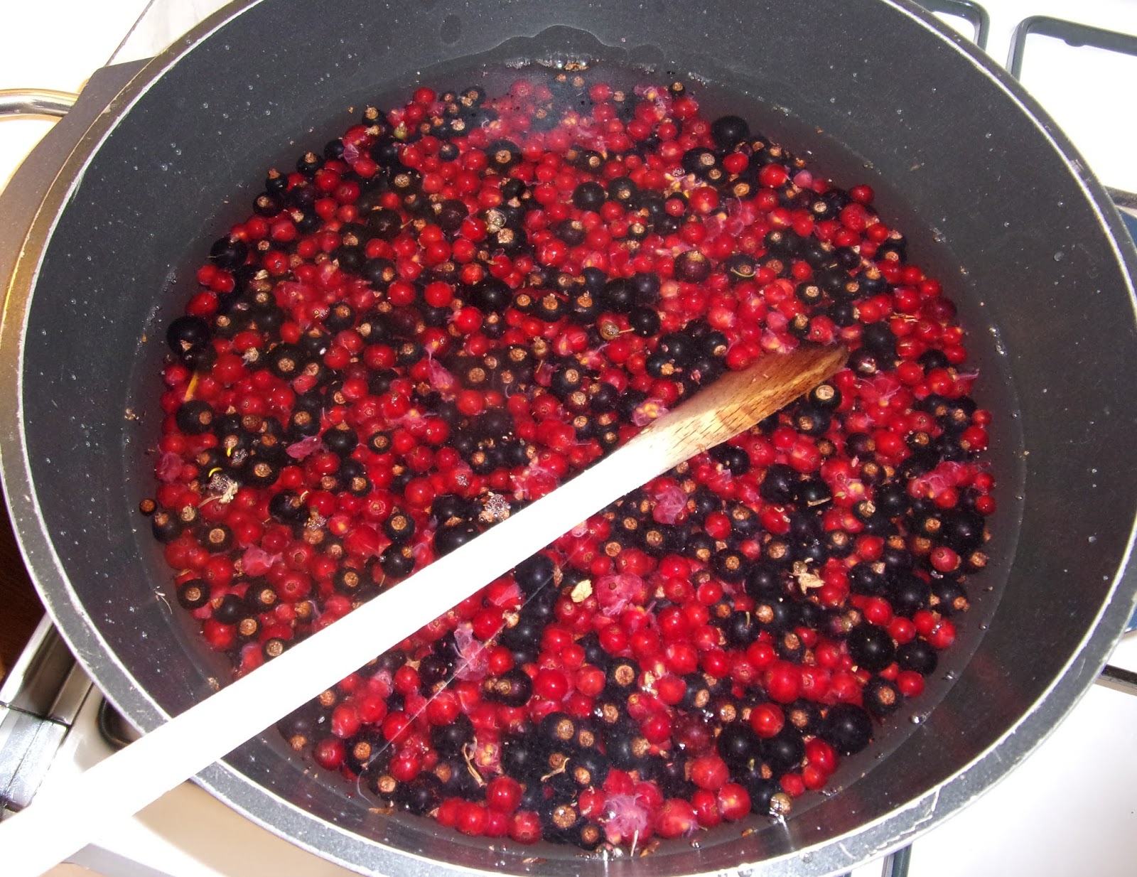 Sweetiserie en folie: Sirop de fruits rouges