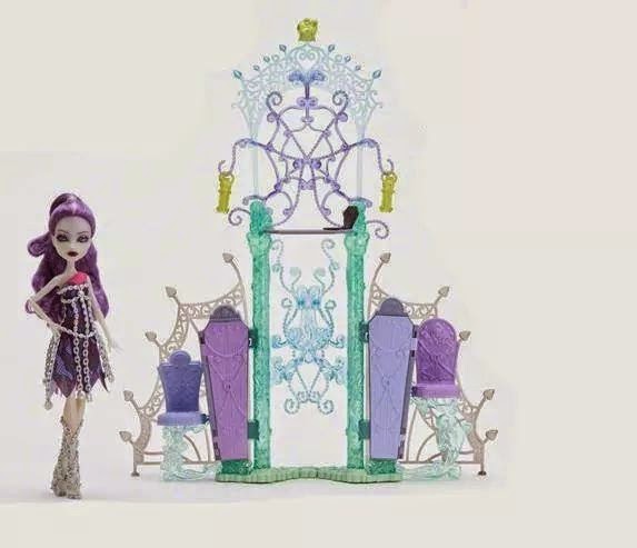 Historias de Princesas y Rebeldes: Haunted Spectra