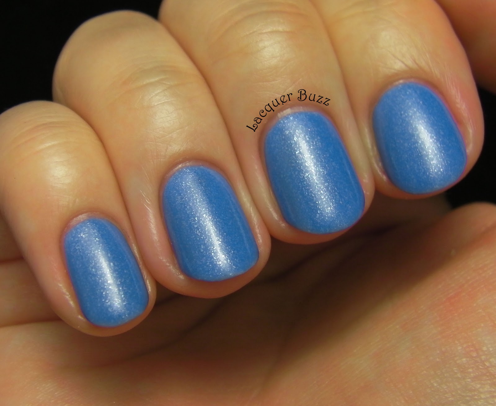 Lacquer Buzz: Monday Blues: Essence Goofy Blue