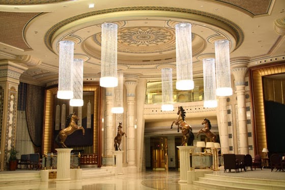 Passion For Luxury : The Ritz-Carlton Riyadh, Saudi Arabia