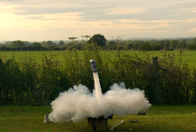 Axe Bomb Kaise Bnayen | एक्स बम कैसे बनायें | How to Make Axe Bomb ...