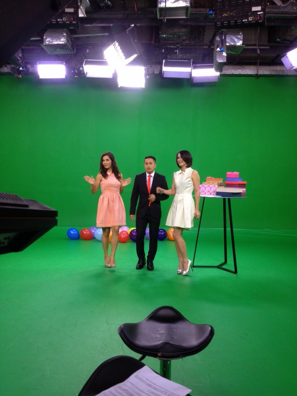 Jessica Tan: HOST INSERT PAGI - TRANS TV