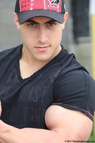 Pumpingmuscle Aidan