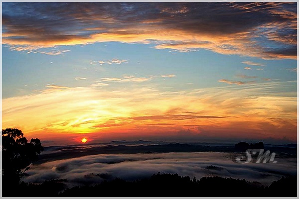 SUPERMENG MALAYA: Menanti Senja di Bukit Panorama