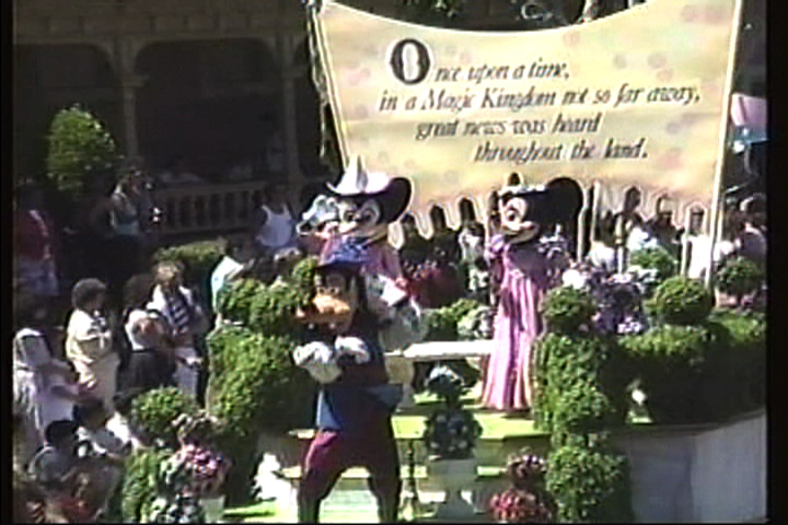 Filmic Light - Snow White Archive: Snow White Parade (50th Anniversary ...