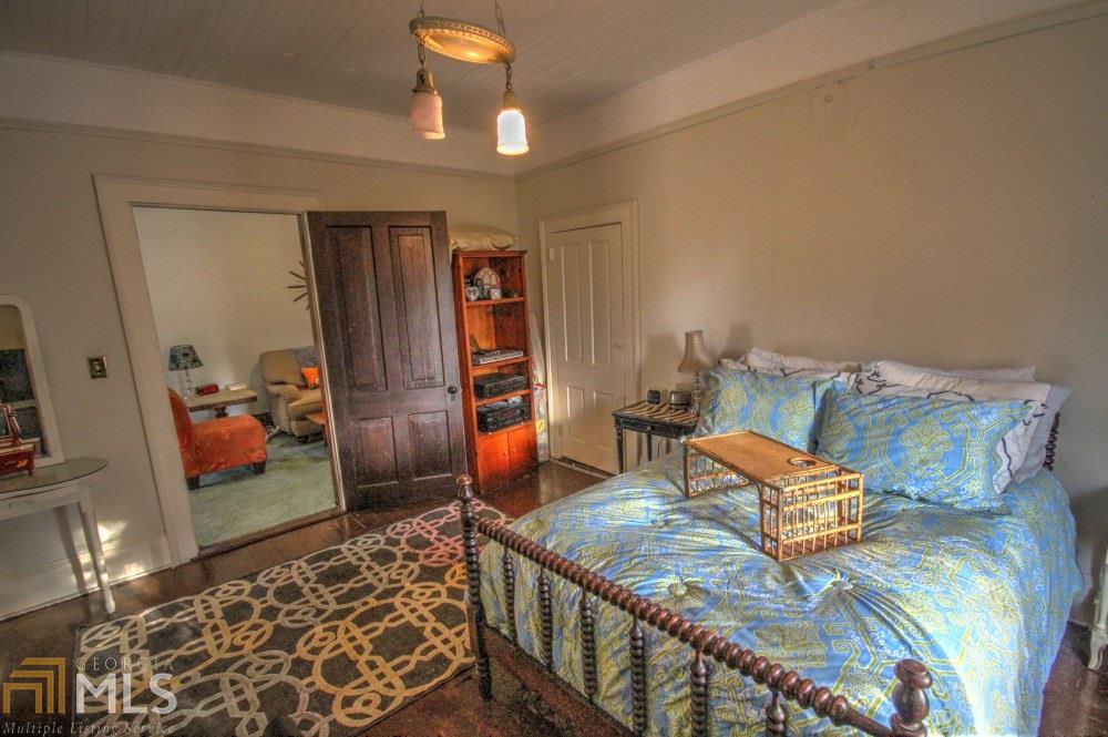 Sweet House Dreams: Booth House, 1858 Victorian in Bowman, Georgia