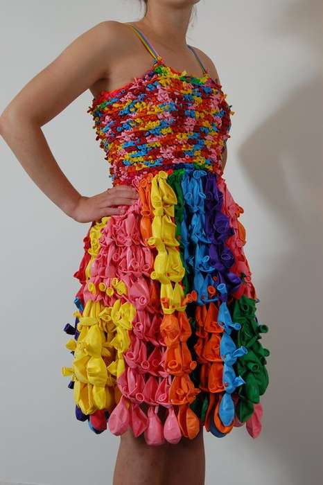 FUN GREEDY: Plastic Bag Prom Dresses