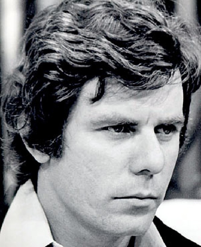 Astros em Revista: REGINALDO FARIAS O GRANDE ASTRO DO CINEMA E DA TV