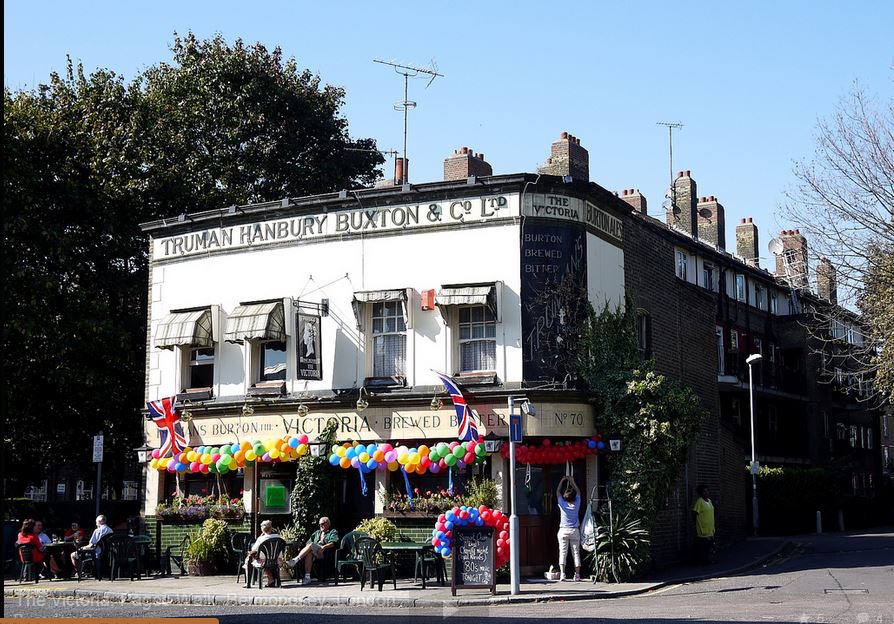 THE VICTORIA PAGES WALK LONDON SE1 4HL: 2016