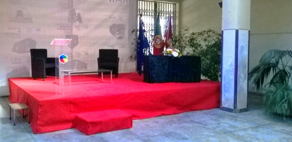 SOL DA GUARDA: O Palanque para a cerimónia