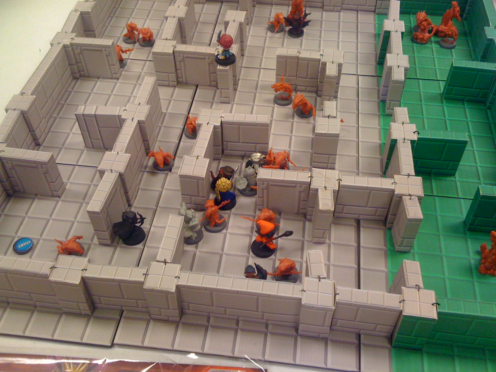 Project Mental: 8 bit Dungeon!