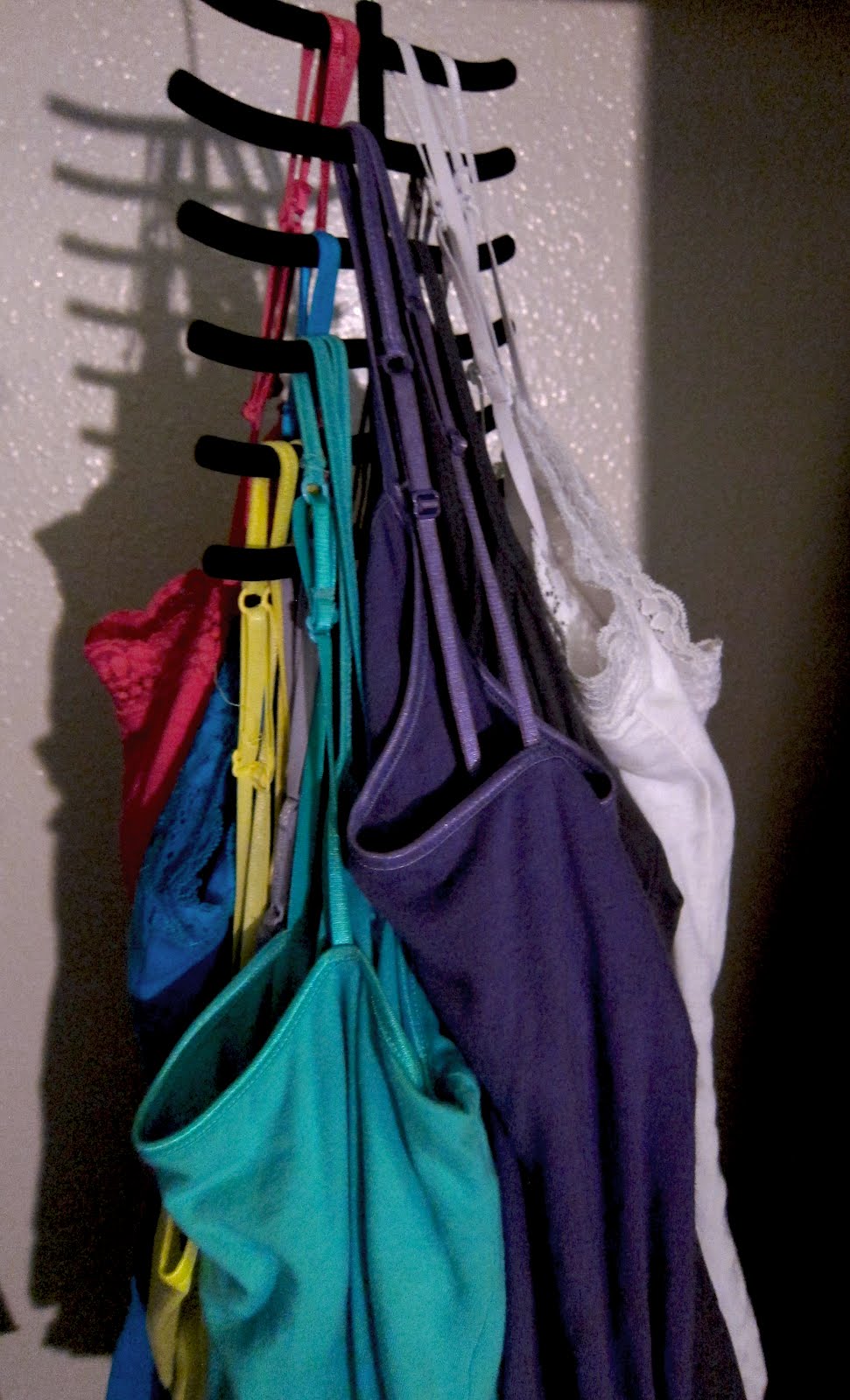 Purple Berry Bliss: Tank Top Storage