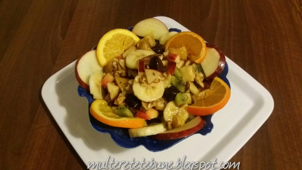 RETETE: Salata de fructe