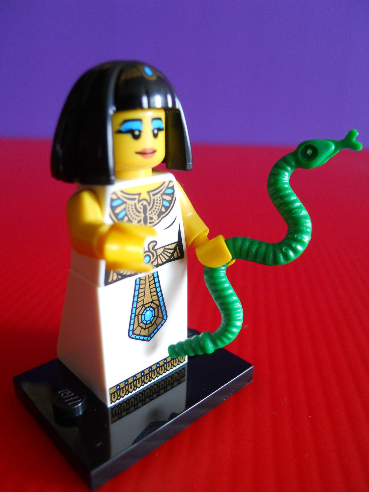Dexters Diecasts (DexDC): LEGO Minifigures Series 5~ Egyptian Queen ...