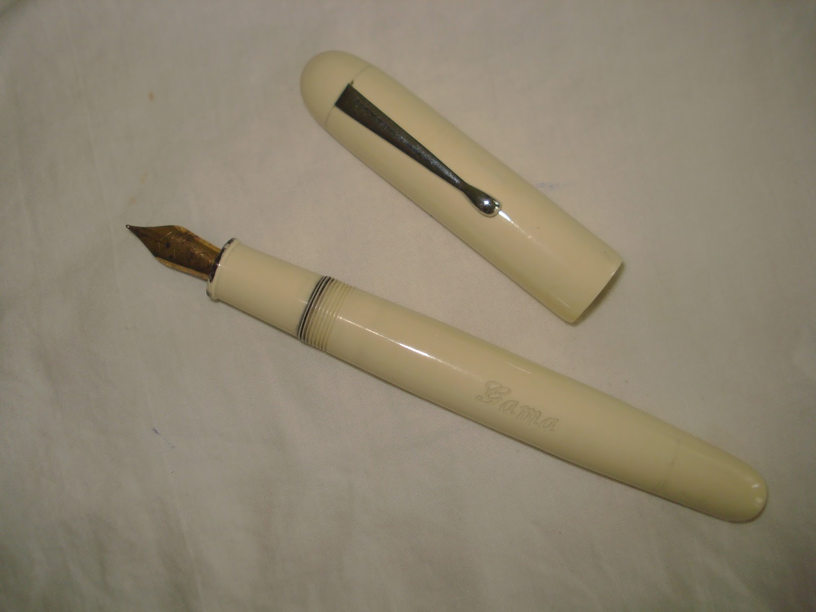 jaisiri: The GAMA Ivory Fountain Pen