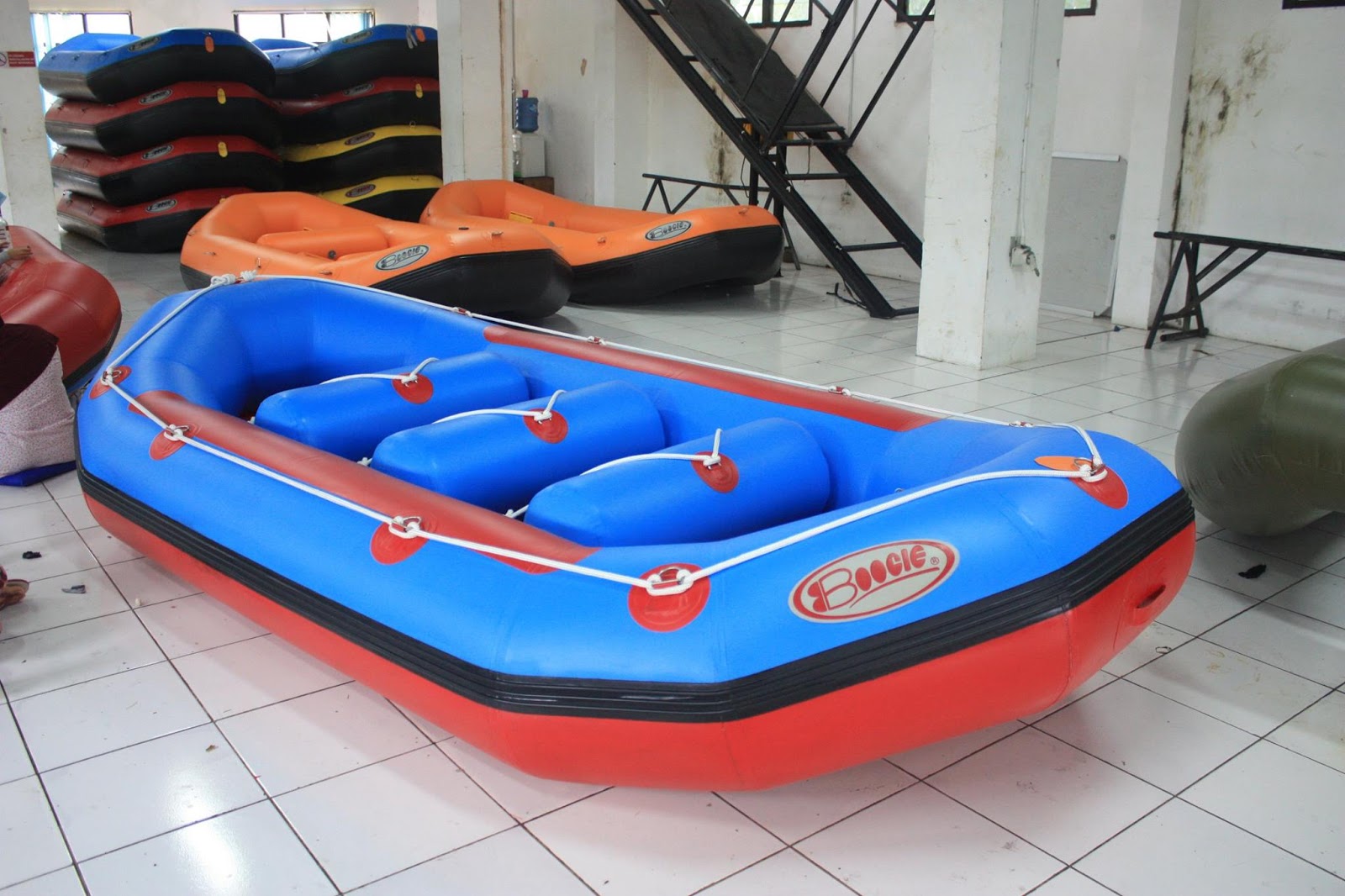 Mengintip pembuatan Perahu Karet "Made in" Bogor ~ Pusat Perahu Karet ...