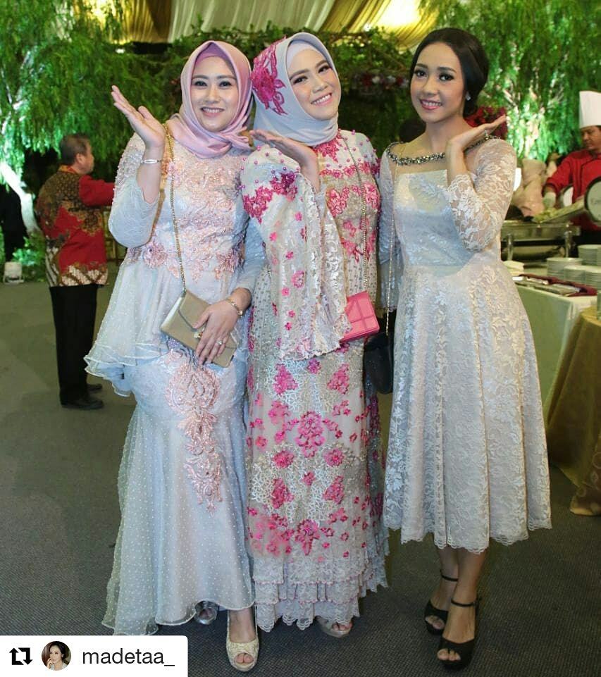 23 Model Baju Kebaya Renda Brokat Simple Tapi Modern dan Mewah yang ...