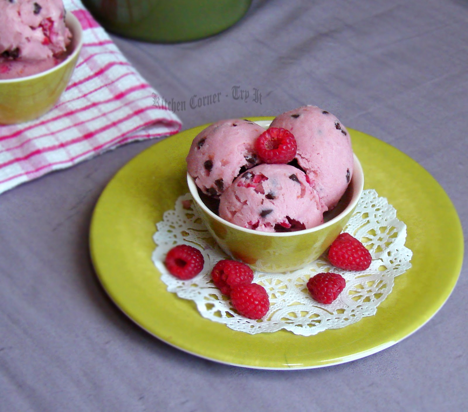 Raspberry Chocolate Chips Ice Cream
